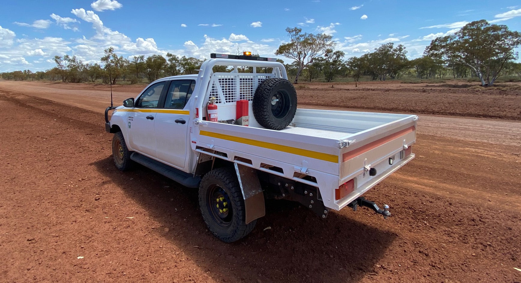 ECCO EB5100 Series Low-profile LED Beacon - APS